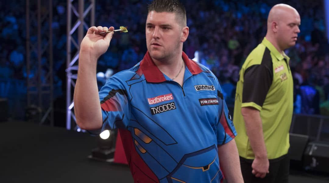 World Darts Championship Day 6: Will Gurney let Ross Smith in?